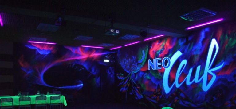 Luz de neón: dónde se utiliza, cómo funciona